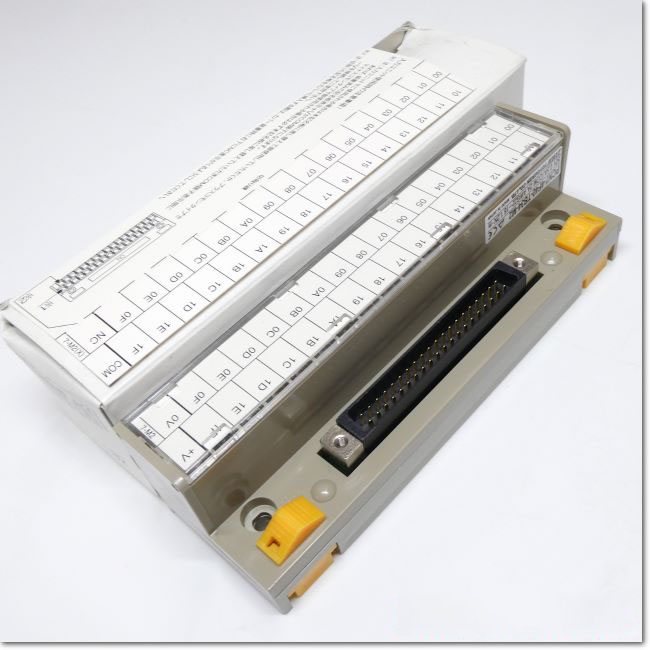 FA機器ドットコム / PCN7-4F40-TB34-M2 コネクタ端子台 24V 0.5A DINレール直付け (東洋技研) | FA機器ドットコム