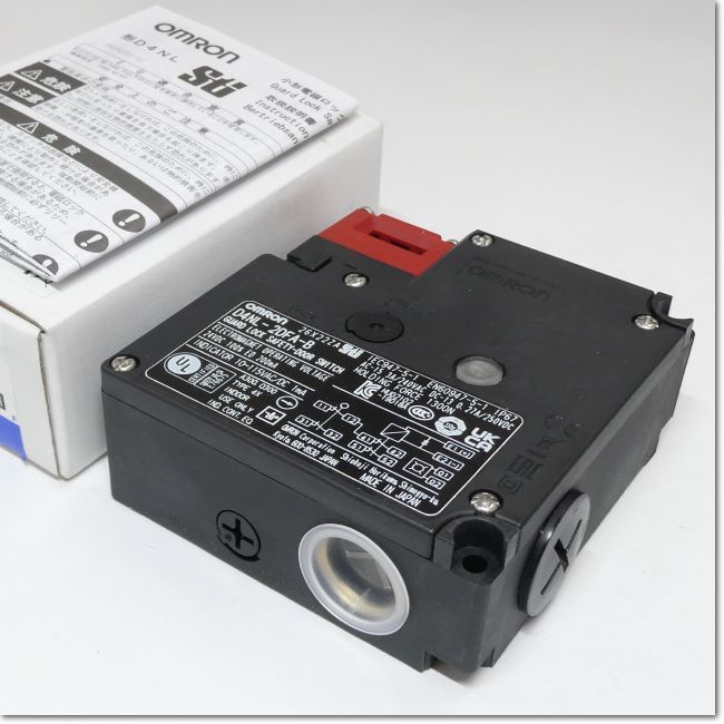 FA機器ドットコム / D4NL-2DFA-B 電磁ロック・セーフティドアスイッチ G1/2 2NC+2NC (OMRON) | FA機器ドットコム