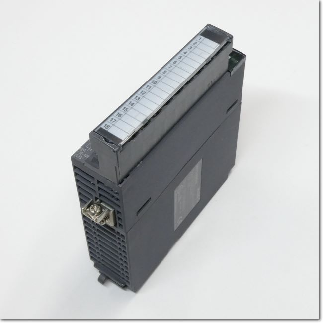 FA機器ドットコム / Q68DAVN ディジタル-アナログ変換ユニット 8ch (三菱電機) | FA機器ドットコム
