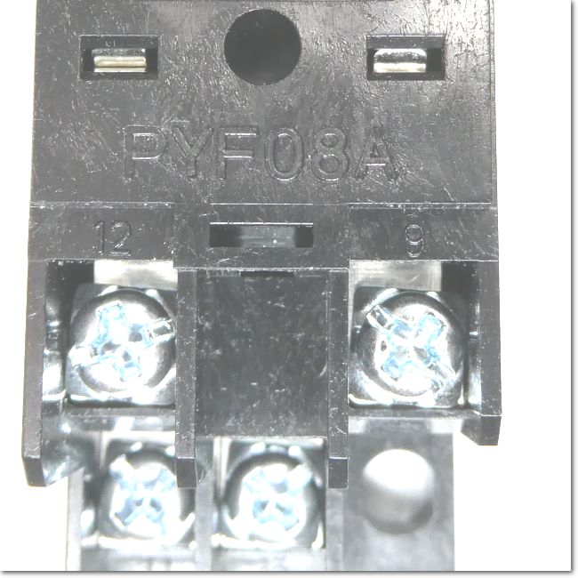 FA機器ドットコム / PYF08A 角形ソケット 表面接続 8ピン (OMRON) | FA機器ドットコム