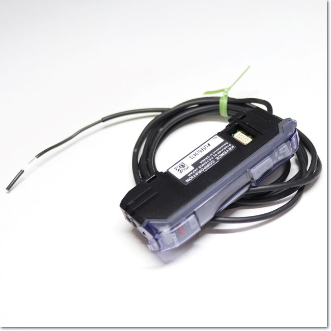 FA機器ドットコム / FS-V32P デジタルファイバアンプ 子機 PNP出力 (KEYENCE) | FA機器ドットコム