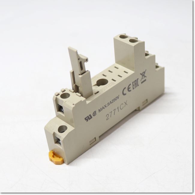 FA機器ドットコム / P2RF-08-E 角形ソケット 8ピン (OMRON) | FA機器ドットコム