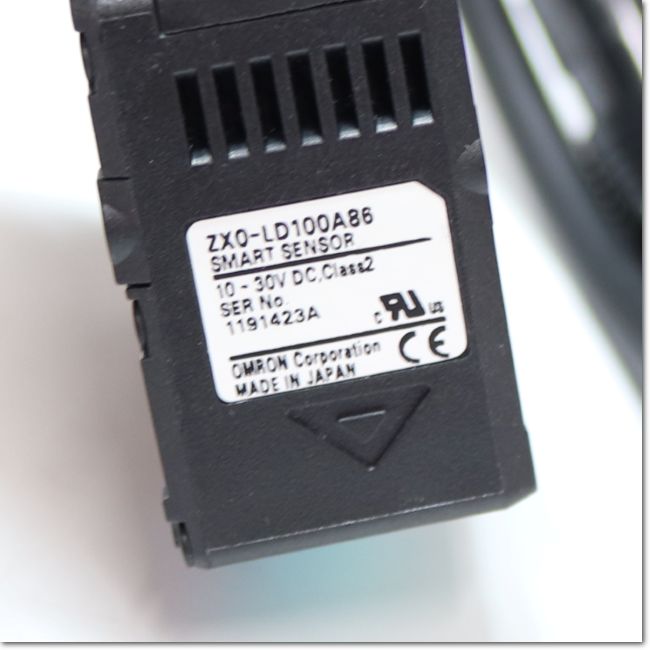 FA機器ドットコム / ZX0-LD100A86 アンプ内蔵CMOSレーザセンサ コネクタ中継タイプ PNP出力 0.5M (OMRON ...