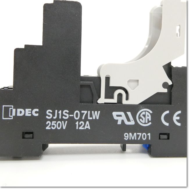 FA機器ドットコム / SJ1S-07LW リレーソケット 1極 フィンガープロテクトねじ端子形 端子番号刻印白色 10個入り (IDEC ...